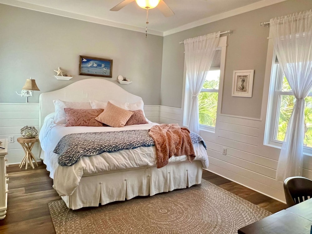 Views Galore from this Gulf Front Beauty - Cape San Blas | Vrbo