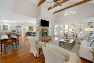 Casa, 3 quartos | Sala de estar