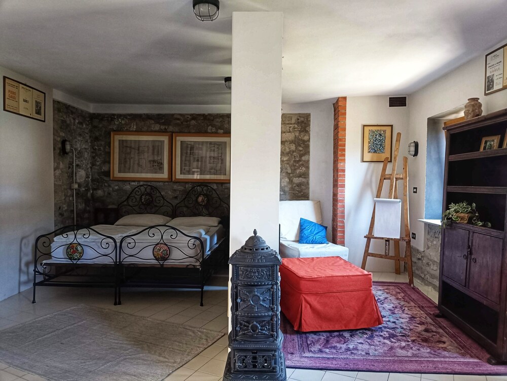 Former Barn With Garden And Magnificent View Of The Lake, Ideal Starting Point For Trekking. - Lugano