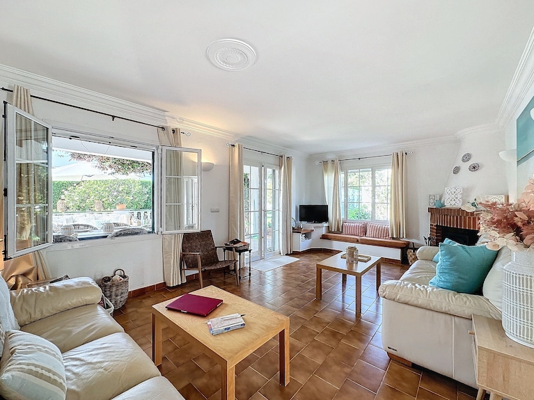 Chalet 'Villa Jones' With Private Pool, Private Garden And Terrace And Wi-fi - Minorka