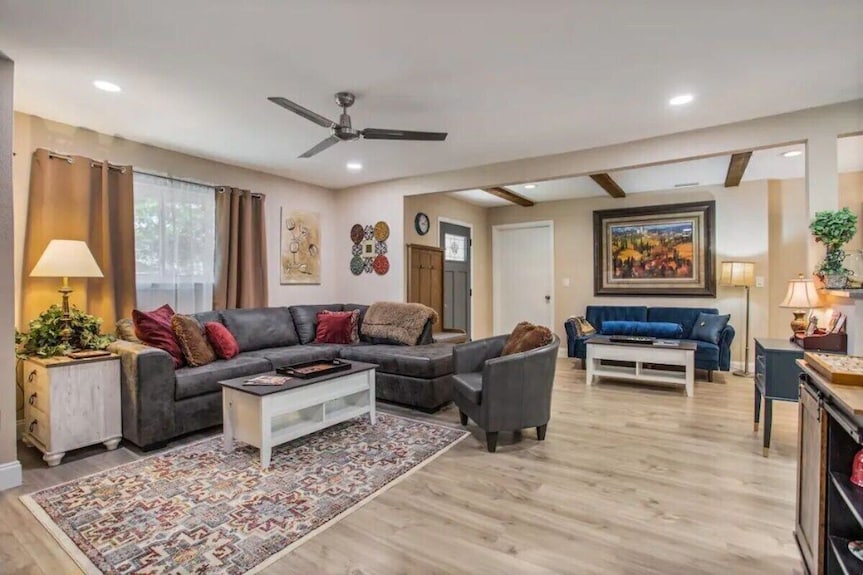 Grapevine House ! New Remodel,tcu Close By - Grapevine, TX