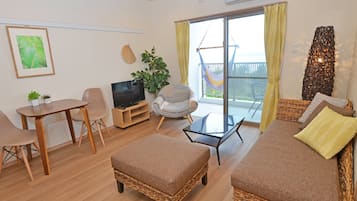 Apartamento, não fumadores (One Bed Room,2-4 Floor) | Vista do quarto