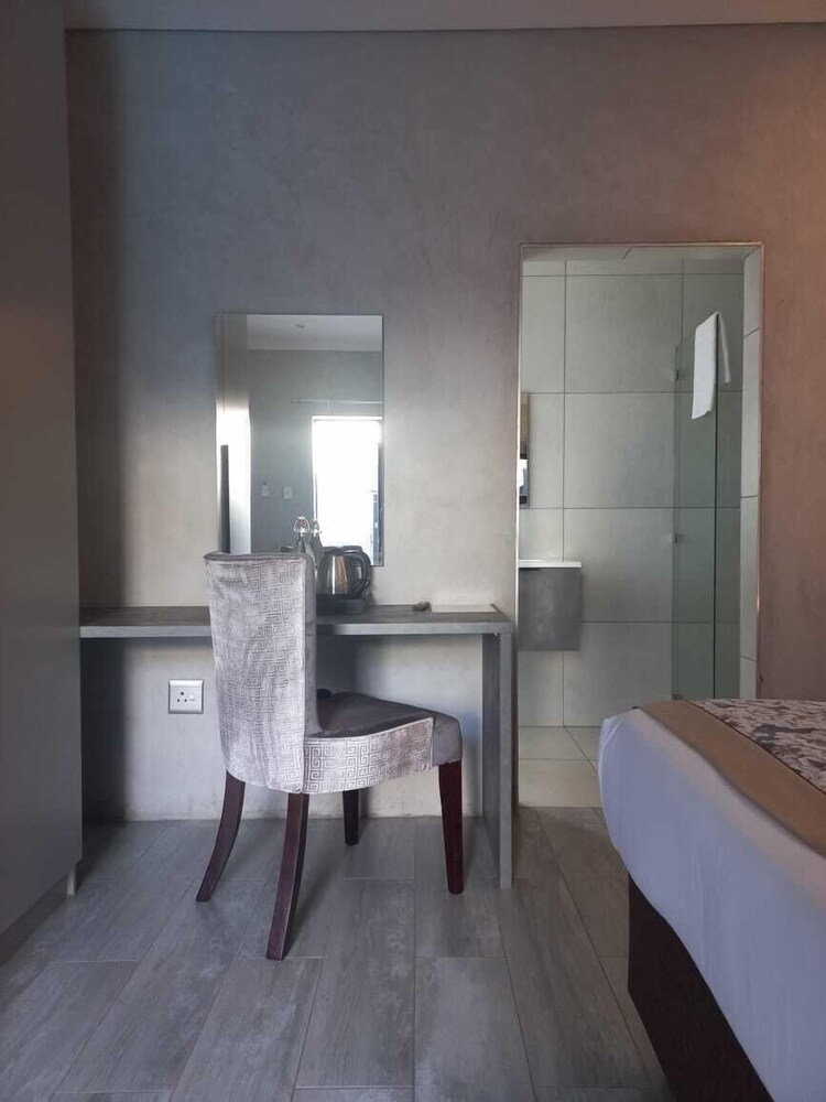 Room Deals for Pula Nala Lodge, Rustenburg starting at | Hotwire