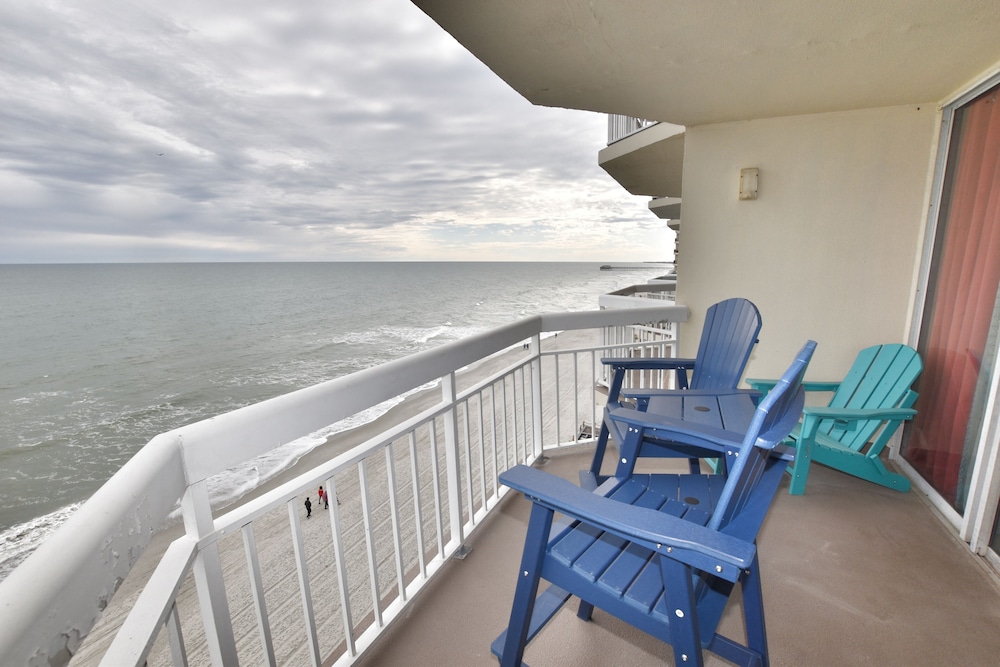 0704 Waters Edge Resort 1 Bedroom Condo By Redawning - Garden City, SC