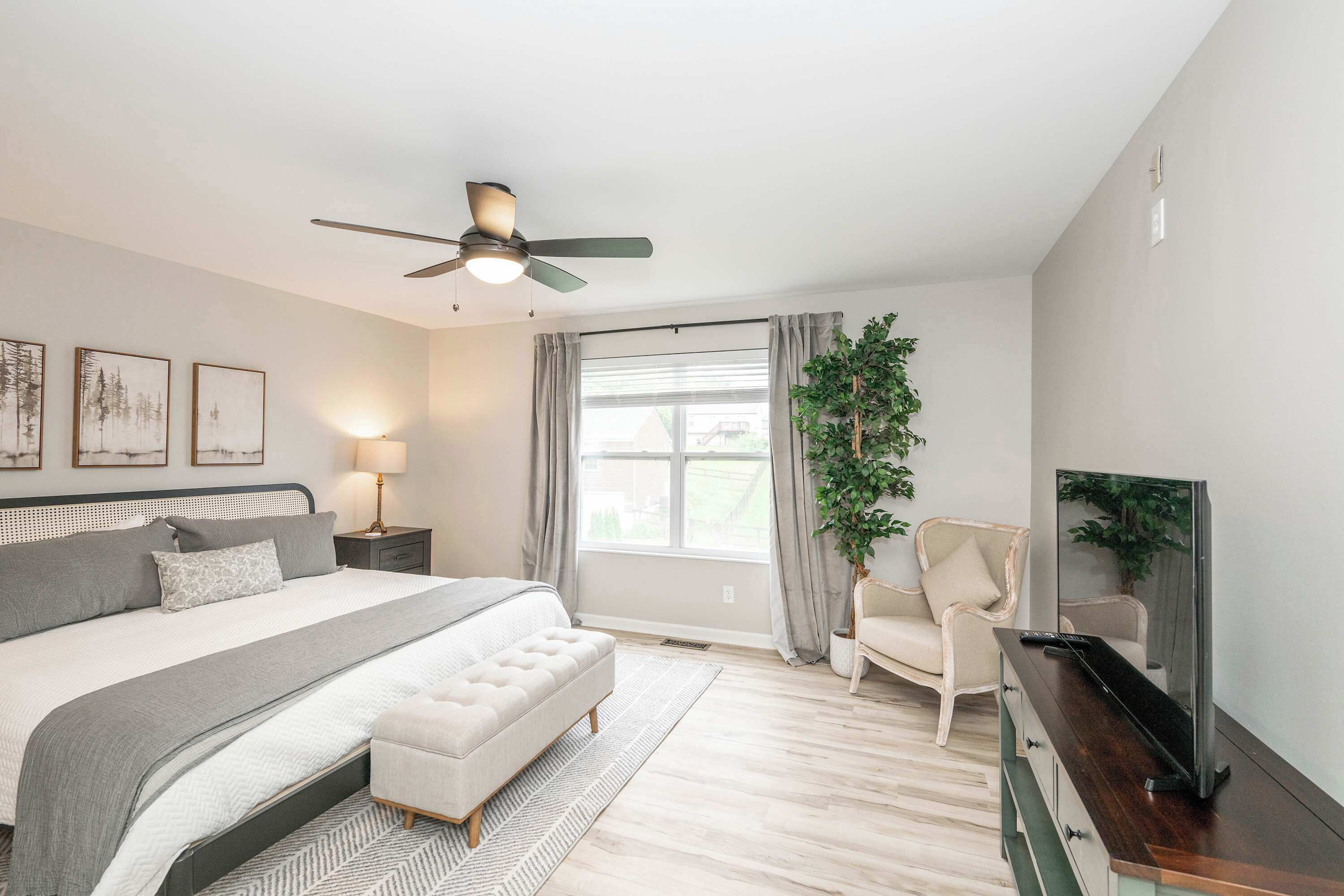 5 quartos, com decoração personalizada, com mobília individualizada 