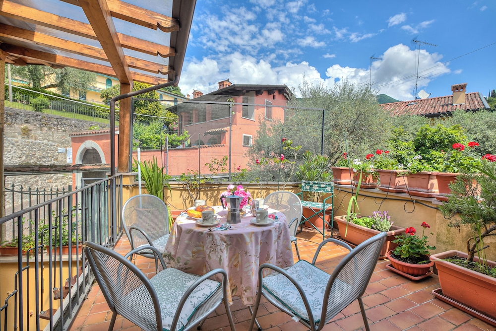 Ory House- Gardone Center & 500m Lake - Gardone Riviera