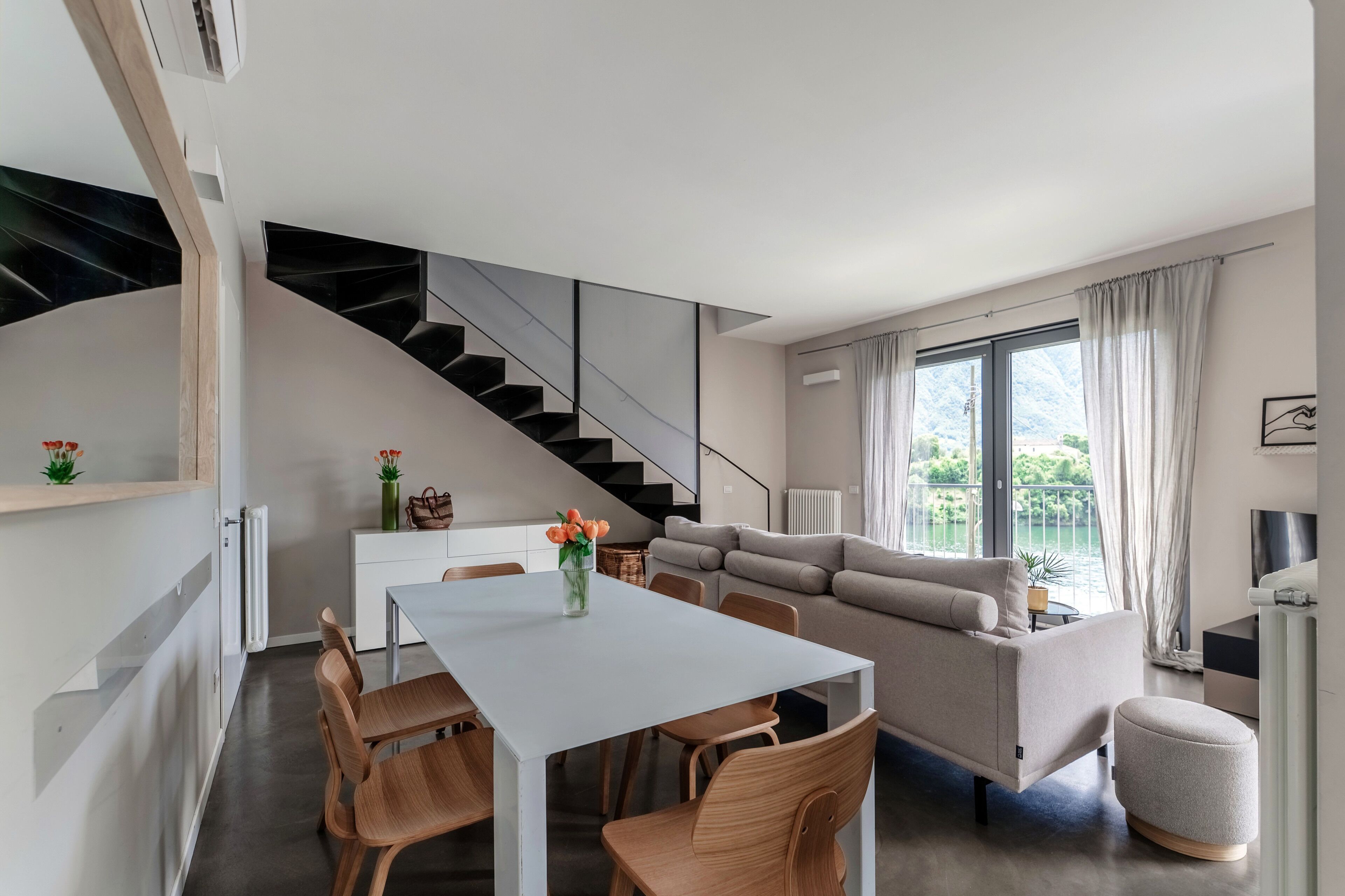 Apartamento | Área de estar | TV 30 polegadas com canais digitais