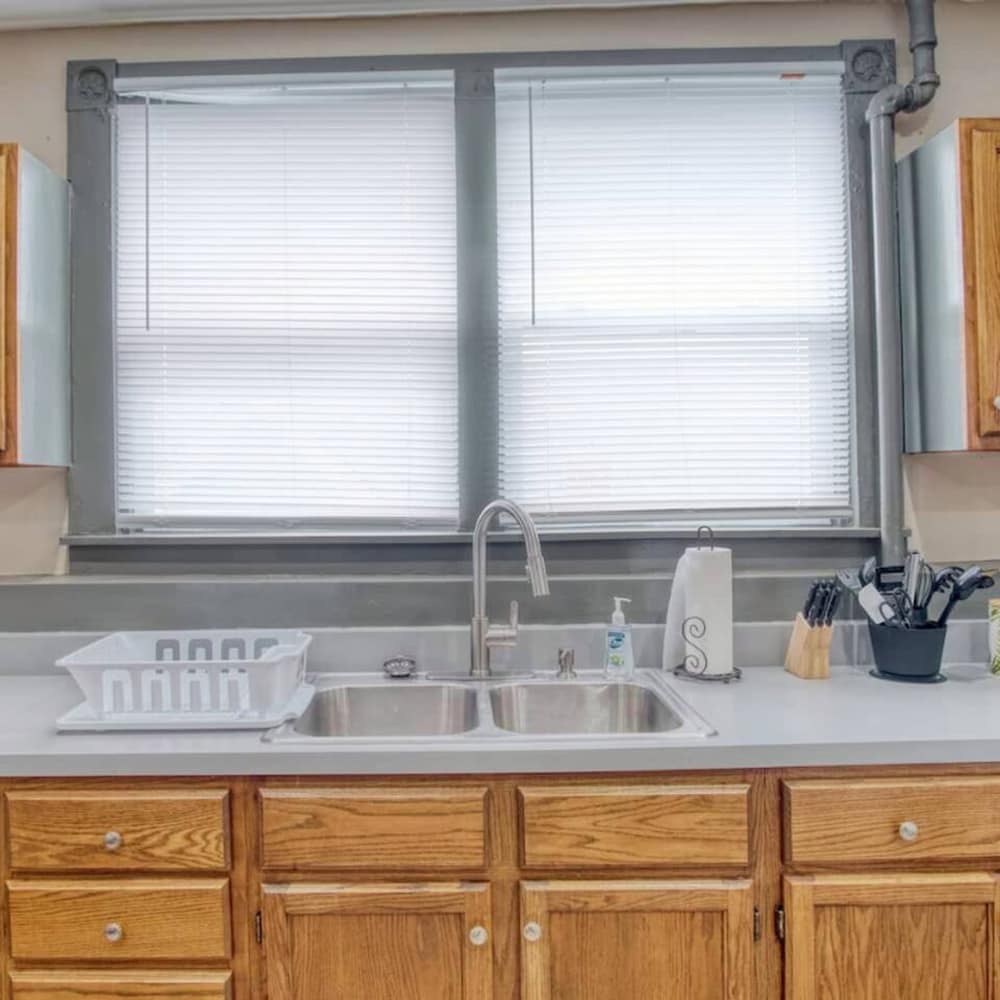 Artistic 1br - Apt - Near Downtown Mass Ave - Indianapolis, IN