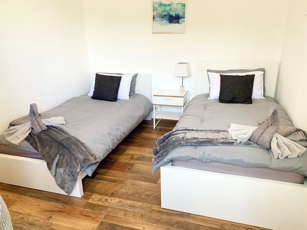Urba Luxury Stays 3 Bed Home Sheffield Central - Rotherham