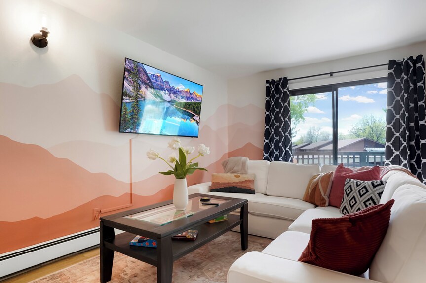 Family Friendly Condo W/pool, 4 Miles To Pearl St / Flatirons & Hiking - Fiske Planetarium