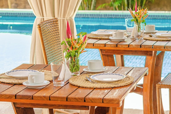 Villa Superior, vista para o jardim | Café e/ou cafeteira