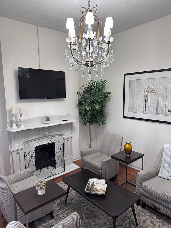 Gorgeous Apt Marble Bath & Kit 2 Min From Downtown 5 Min To Dayton University - Dayton, OH