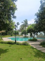 4 piscinas exteriores 