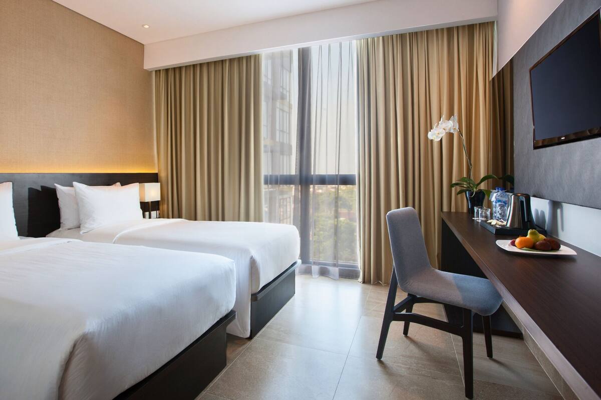 Quarto Twin Superior, Vista para a cidade | 1 quarto, secretária, Wi-fi grátis, roupa de cama fornecida