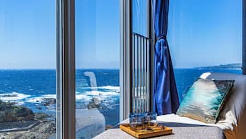 Cortinas blackout, Wi-Fi de cortesia, roupa de cama