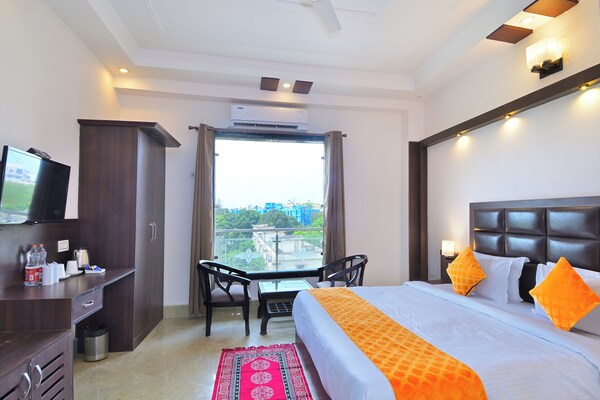 La Riqueza - Rishikesh - Rishikesh