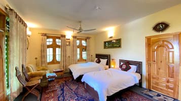 Quarto Triplo Executivo | 1 quarto, Wi-fi grátis