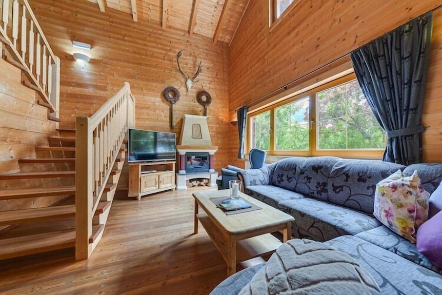 Chalet In Fügen Near Spieljochbahn Lift - Zillertal, Ravina, Austria