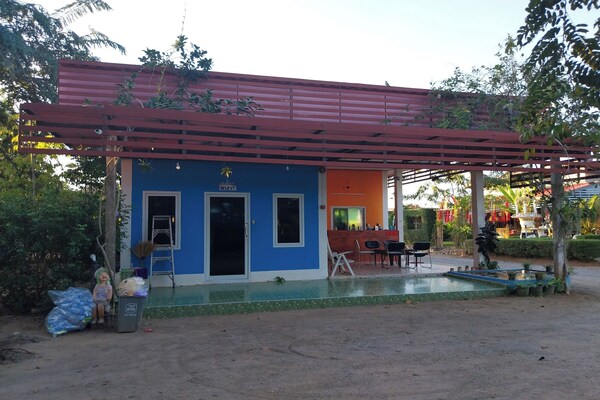 Review Resort - Sattahip