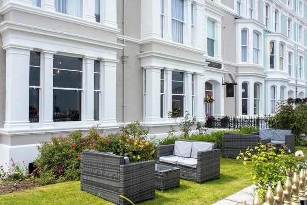 Fachada da propriedade