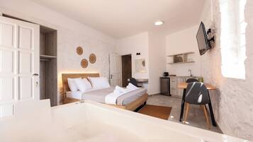 Quarto Duplo Superior, não fumadores, pátio | Wi-fi grátis