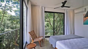 Vila panorâmica, vista para o oceano | 4 quartos, Wi-Fi de cortesia, roupa de cama