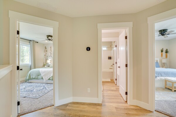 Spacious Donnelly Family Home W/ Private Hot Tub! - Tamarack Ski Resort, ID