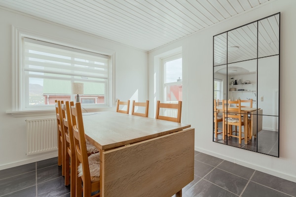 Casa standard | Sala de jantar