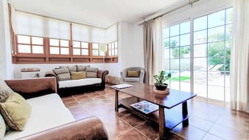 Villa (3 Bedrooms) | Interior