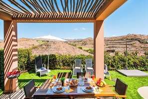 Villa (2 Bedrooms) | Exterior