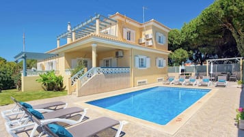 Vila (5 Bedrooms) | Fachada da propriedade