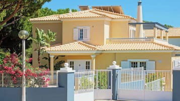 Vila (5 Bedrooms) | Parte interna