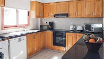 Villa (3 Bedrooms) | Interior