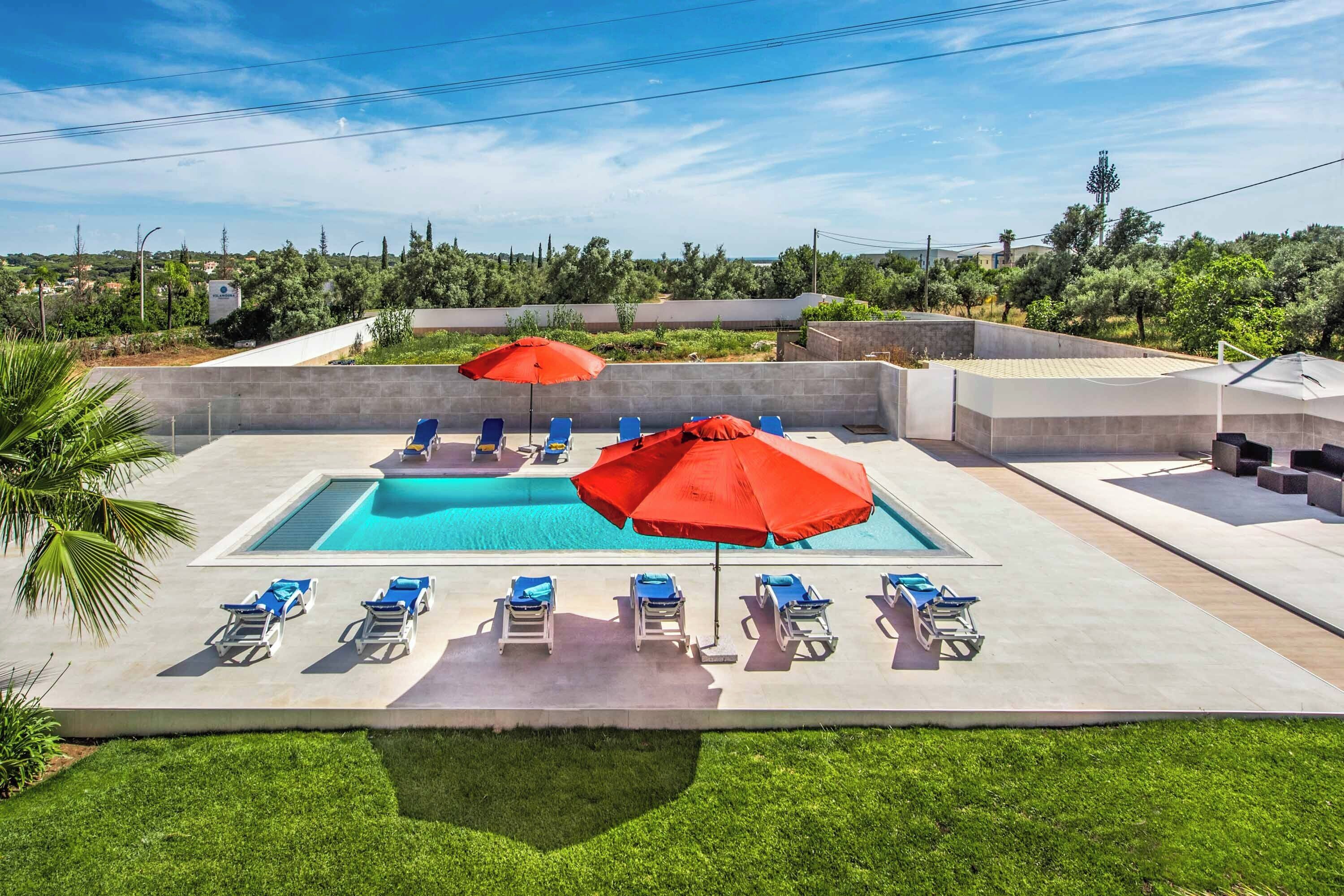 Villa (5 Bedrooms) | Exterior