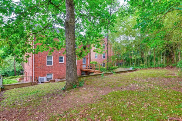 Takoma Park Apartment: Trail Access, 8 Mi To Dc! - Takoma Park, MD