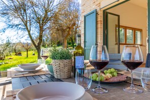 Vila, para fumantes | 5 quartos