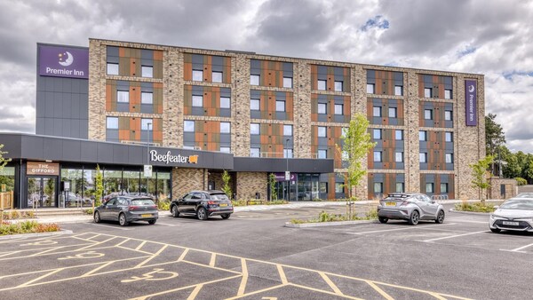 Premier Inn Bristol Parkway - M32 - Bristol
