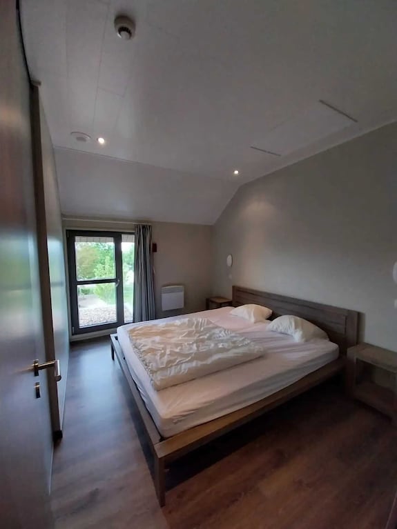 Zecamping 4* Animé Chiens Acceptés Jacuzzi Locatif Tv Lv Clim 115m2 - Froidchapelle