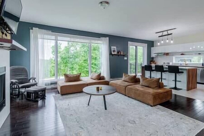 Le Point De Rencontre Des éBoulements - Charlevoix