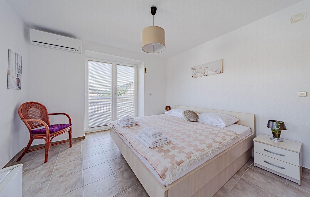 2 Bedroom Gorgeous Home In Hodilje - Mljet