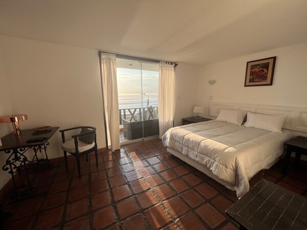 Club Colonial - Huanchaco