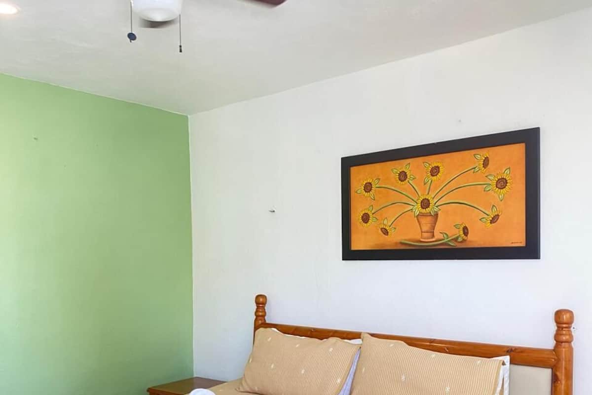 Quarto standard | Wi-Fi de cortesia, roupa de cama