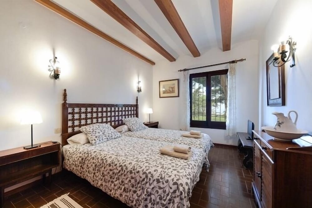 Vivelorural Casa En Arucas Para Grupos Con Piscina - Arucas