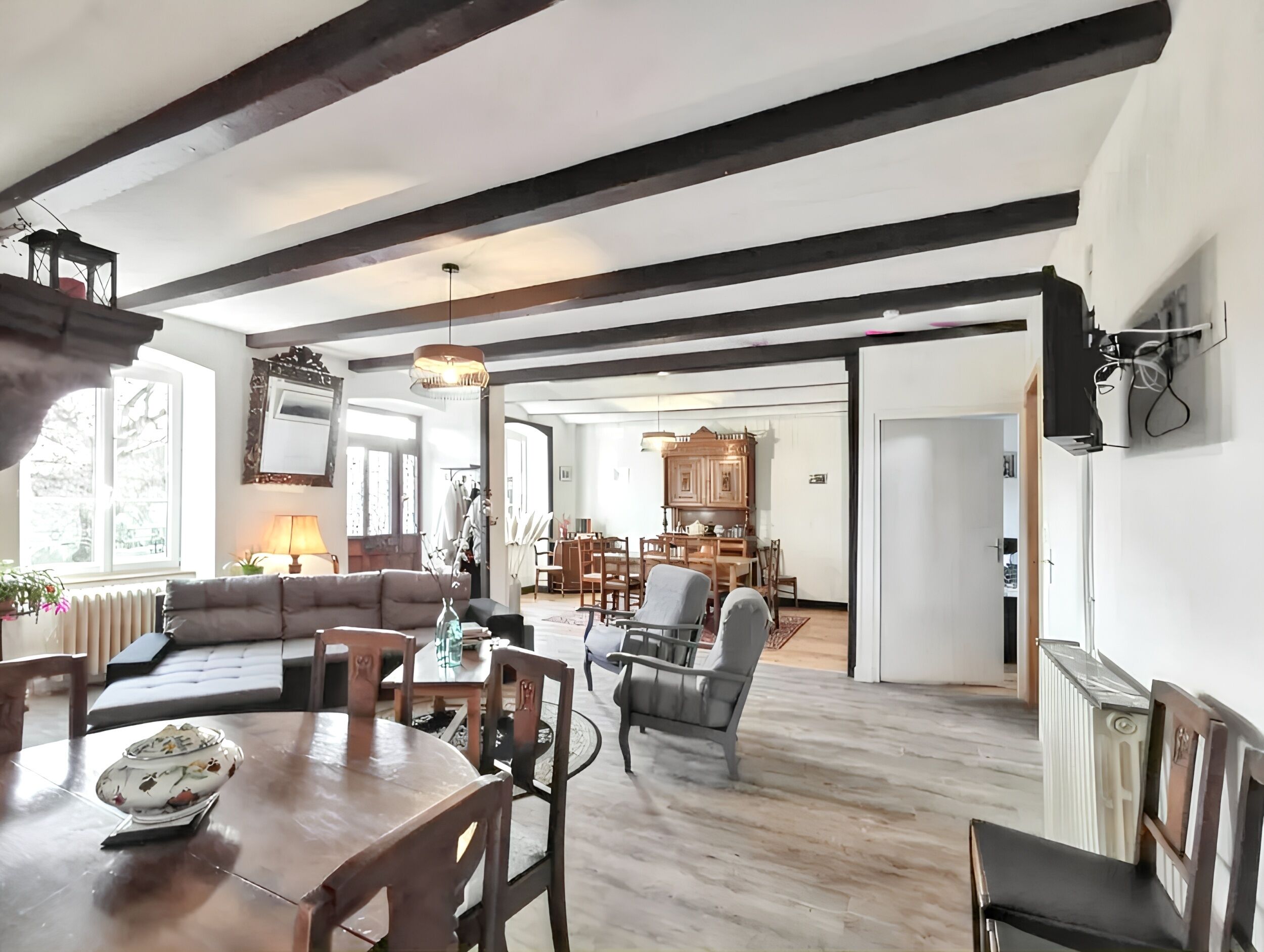 Homerez - Maison Spacieuse à Domeyrat + Grand Jardin - Brioude