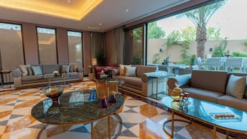 Villa | Sala de estar | Smart TV, Netflix, leitor de DVD, serviços de streaming