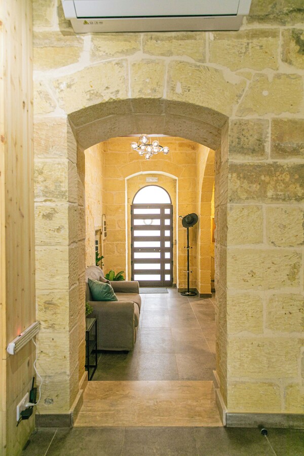 サンライズ ロッジ - マルタ