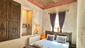 Quarto Duplo Económico | 1 quarto, cortinas/cortinados opacos, quartos insonorizados