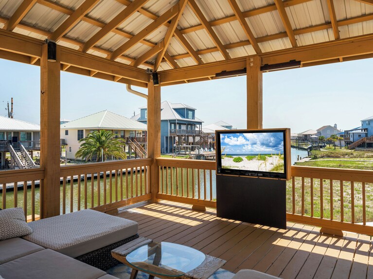 Waterfront Beach Cottage - Alabama