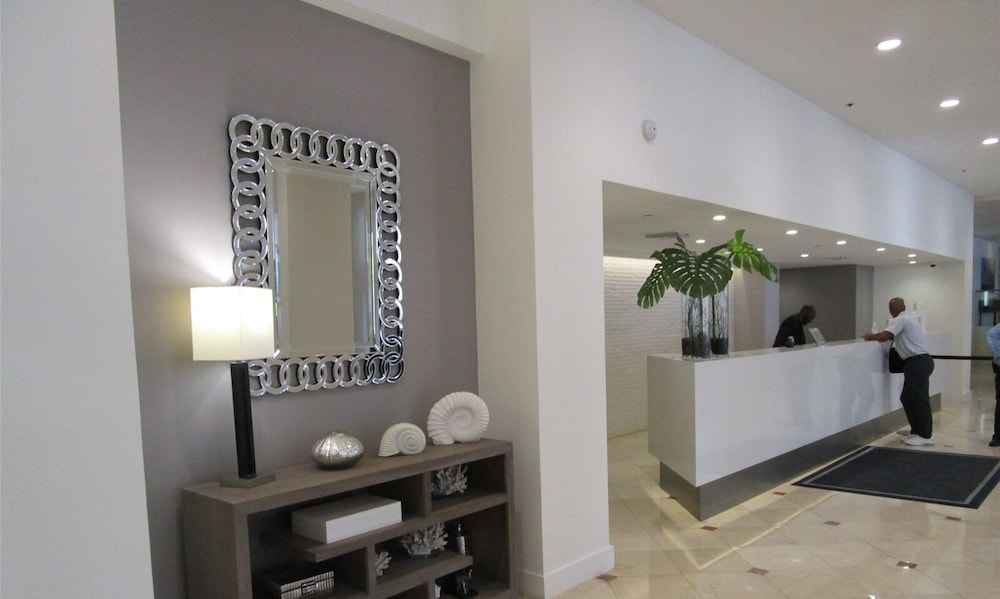 Beach Front Decoplage 814 One Bedroom South Beach - Miami Beach, FL