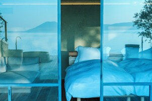 Quarto Duplo Panorâmico | Edredões de penas, com decoração personalizada, Wi-fi grátis 